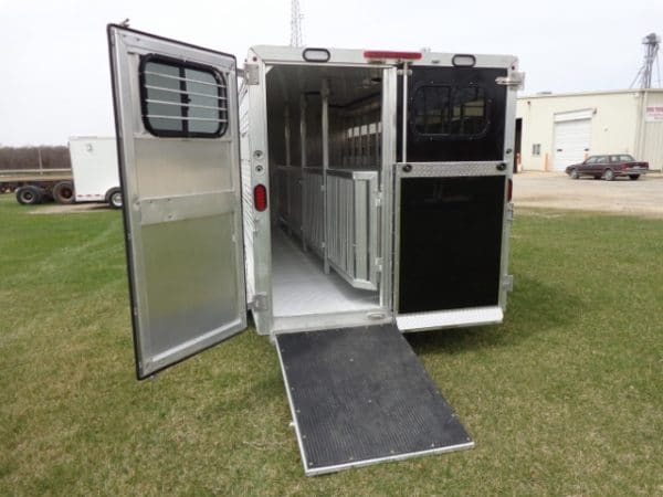 Photo Gallery - Custom Classic Trailers - Get a close up look at product